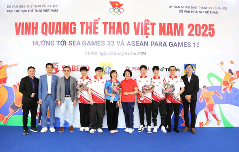 THỂ THAO ĐIỆN TỬ LẦN ĐẦU ĐƯỢC VINH DANH TẠI CHƯƠNG TRÌNH “VINH QUANG THỂ THAO VIỆT NAM 2025” | VNG